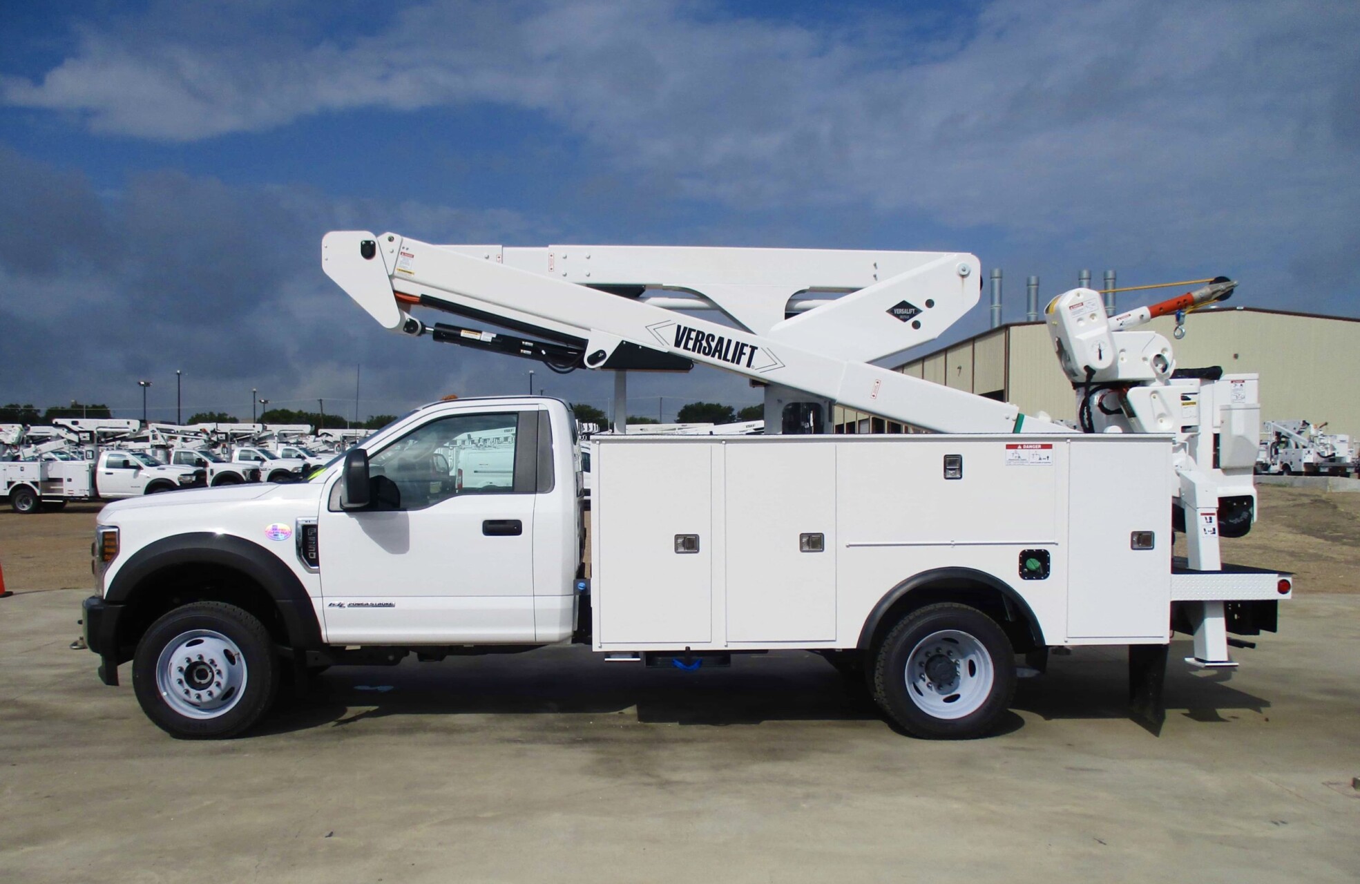 Bucket Trucks - Sales, Parts & Service - ABM Truck Equipment